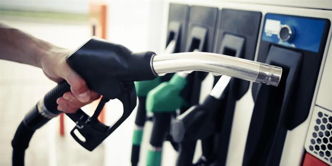 Benzine İndirim Geliyor - Memurlar.Net